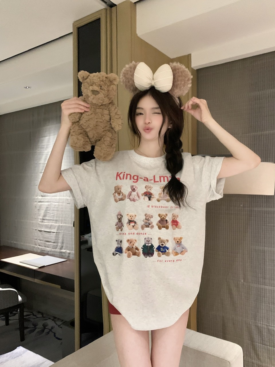 여자 라운드 루즈핏 오버핏 롱 박스 반팔티 곰돌이 레터링 귀여운 박시 5부 반팔롱티